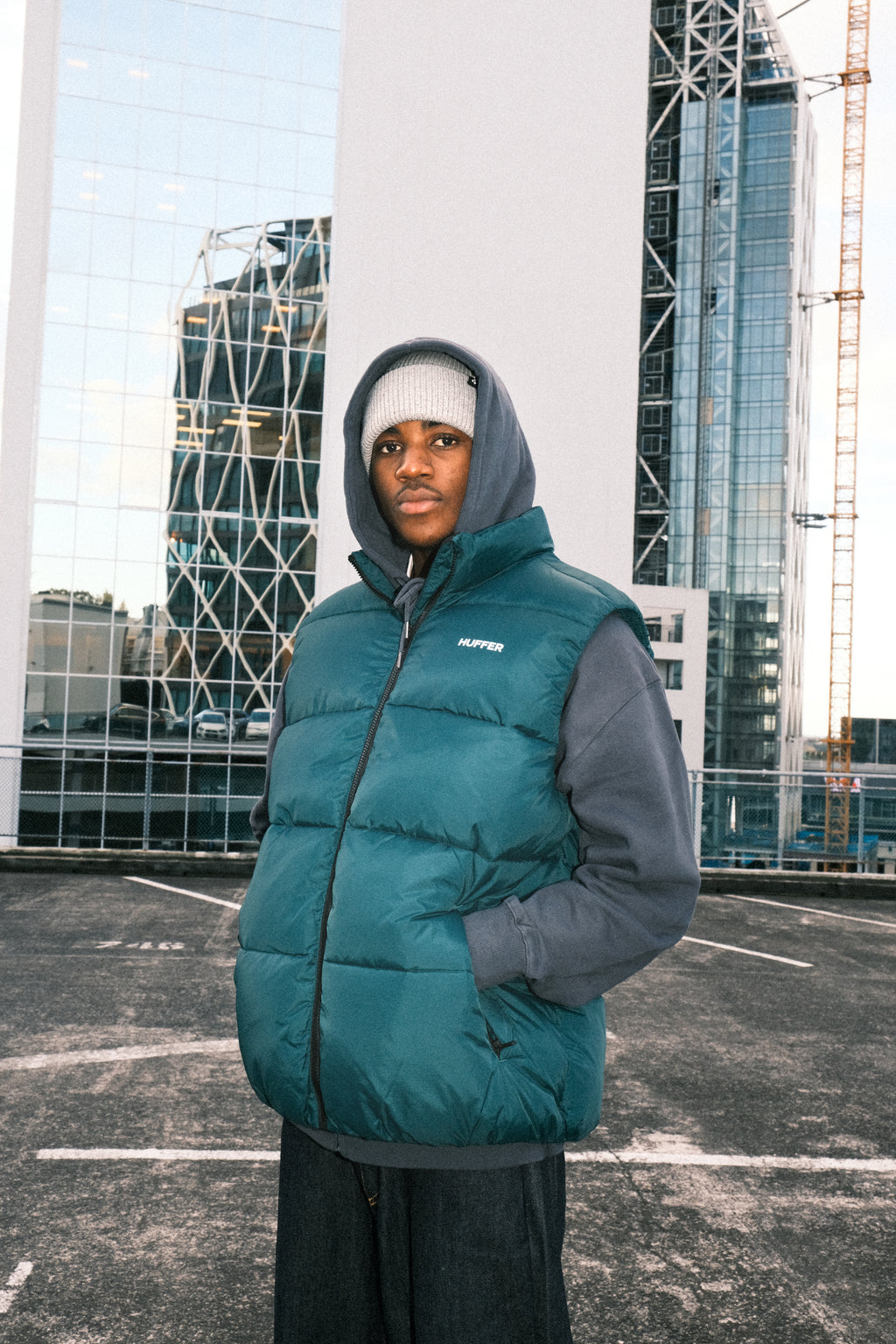 MENS STREET PUFFER VEST DEEP EMERALD – Huffer