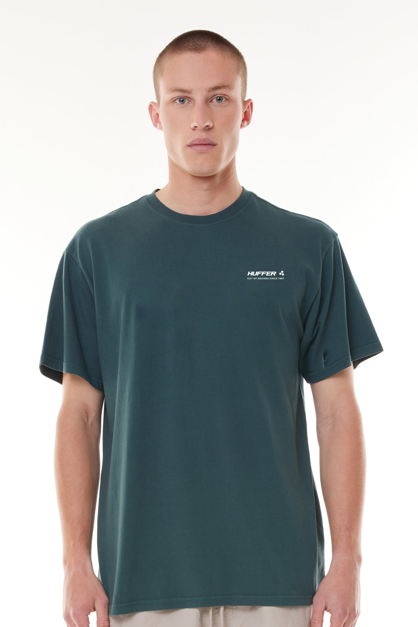 ESSENTIAL SUP TEE EMERALD – Huffer