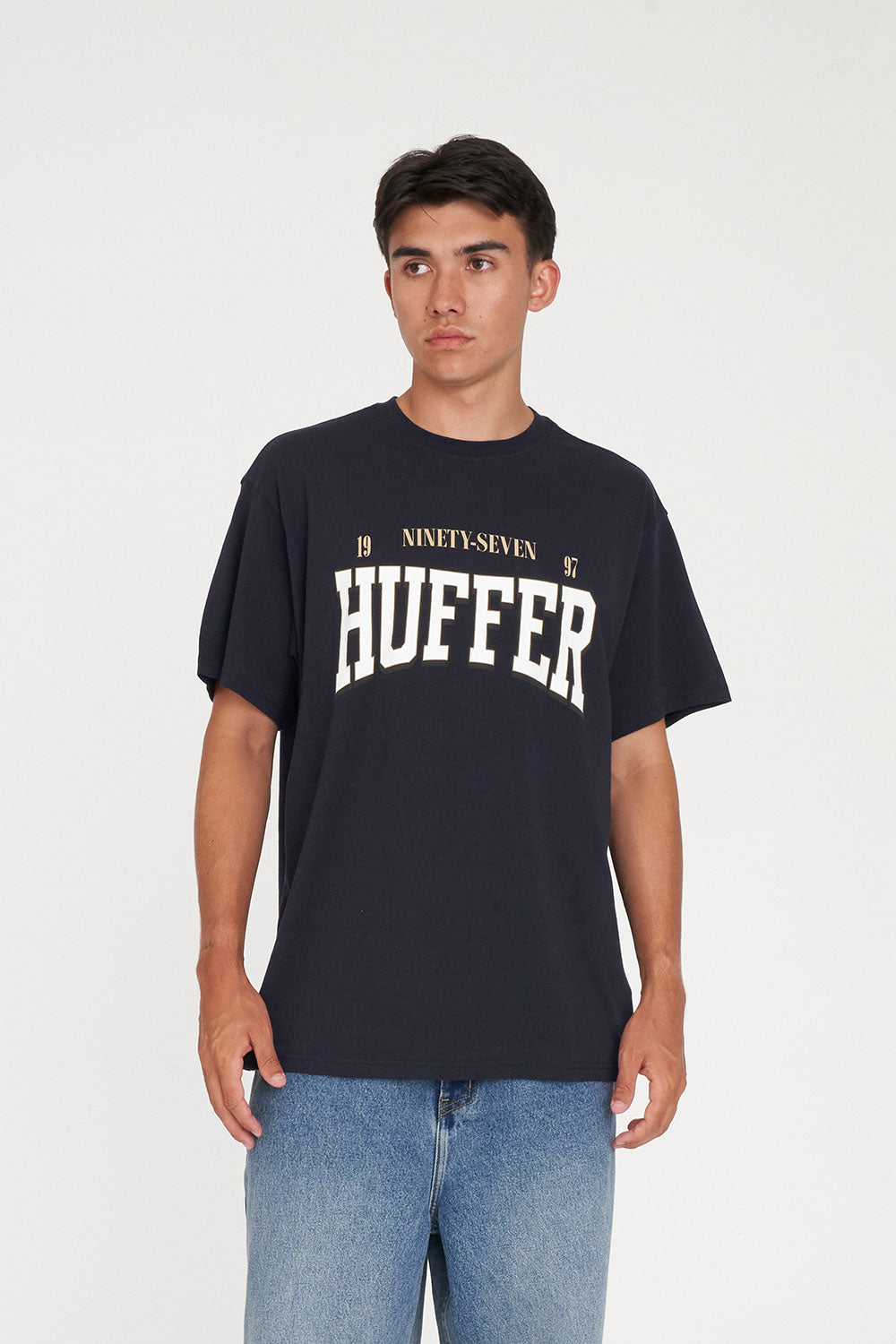 SUP TEE 190/LEAGUE NAVY – Huffer