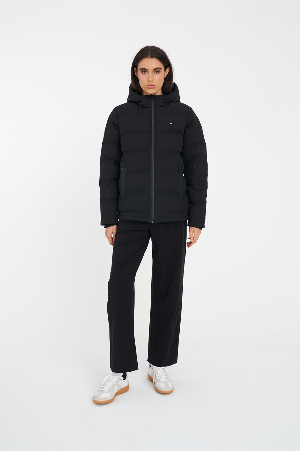 WOMENS INFINITYTECH SUPERDOWN JACKET BLACK – Huffer